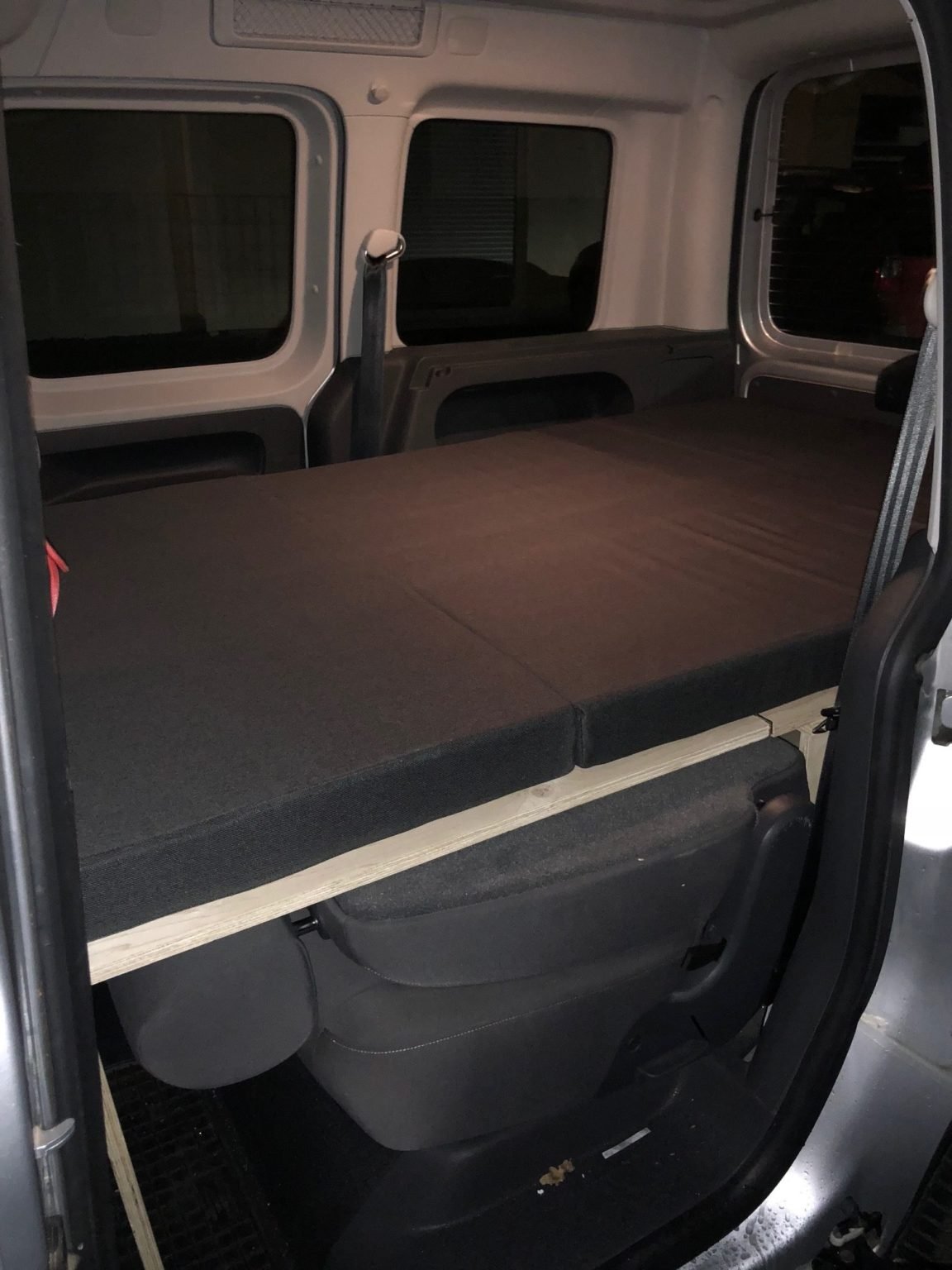 VW Caddy Camping-BOX – HolzBursche.de